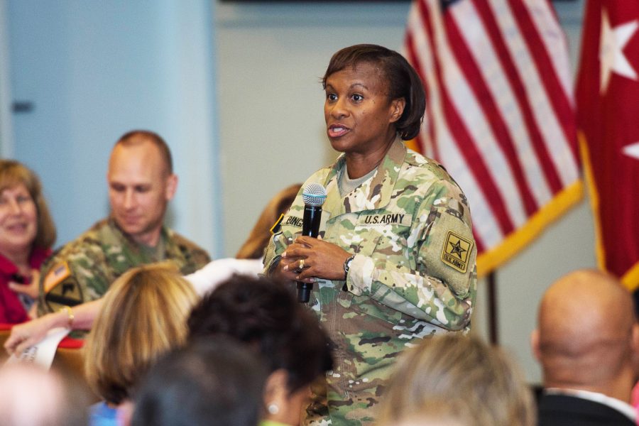Lieutenant General Gwen Bingham – Army Women's Foundation